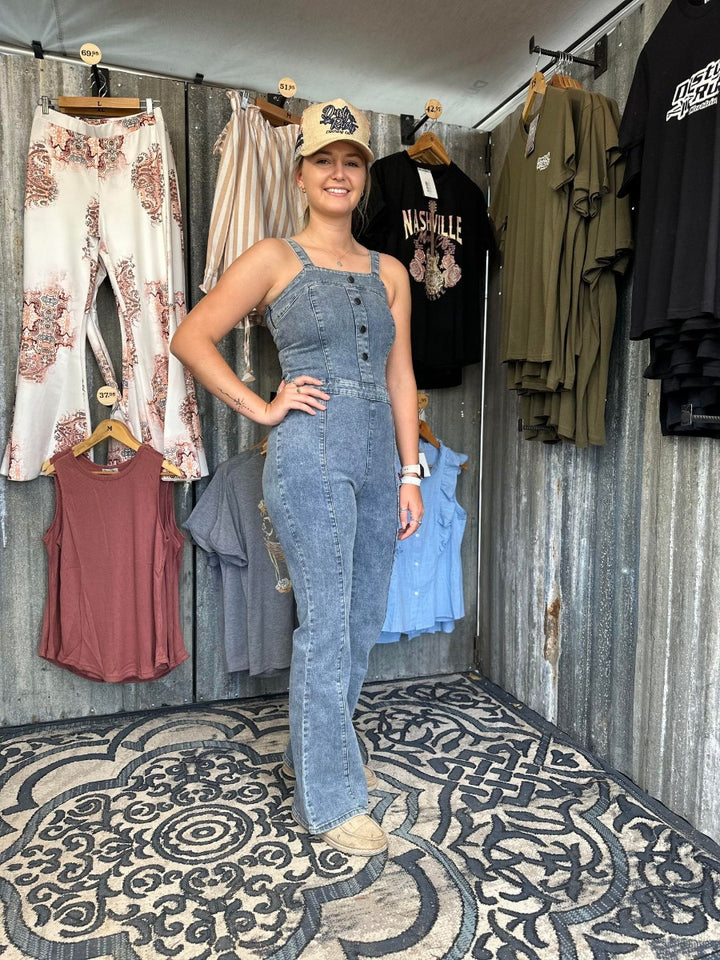 Dusty & Rusty Clothing Co.